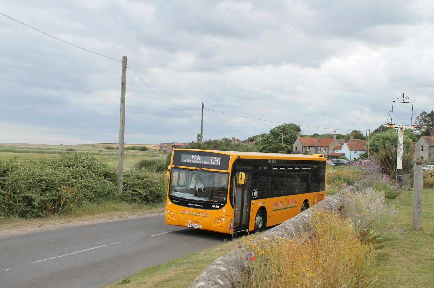 Easter Bus Times and Coasthopper Summer Sundays 2025 | Sanders Coaches