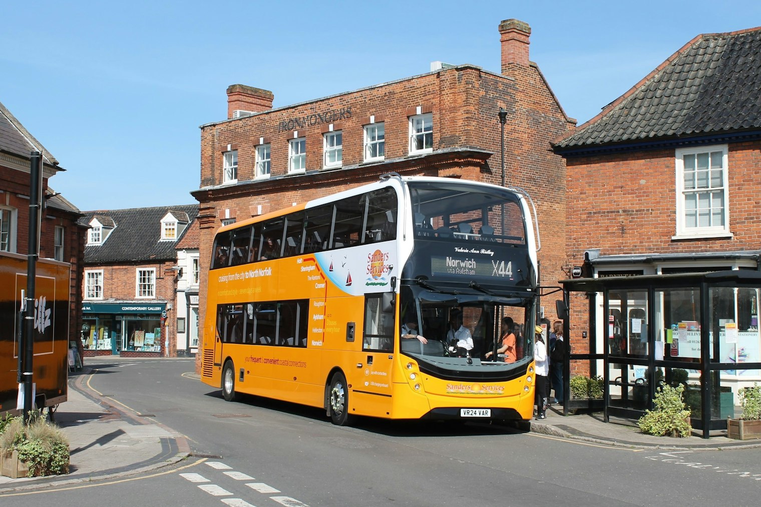 Changes to the £2 fare cap scheme from January 1st 2025 | Sanders Coaches